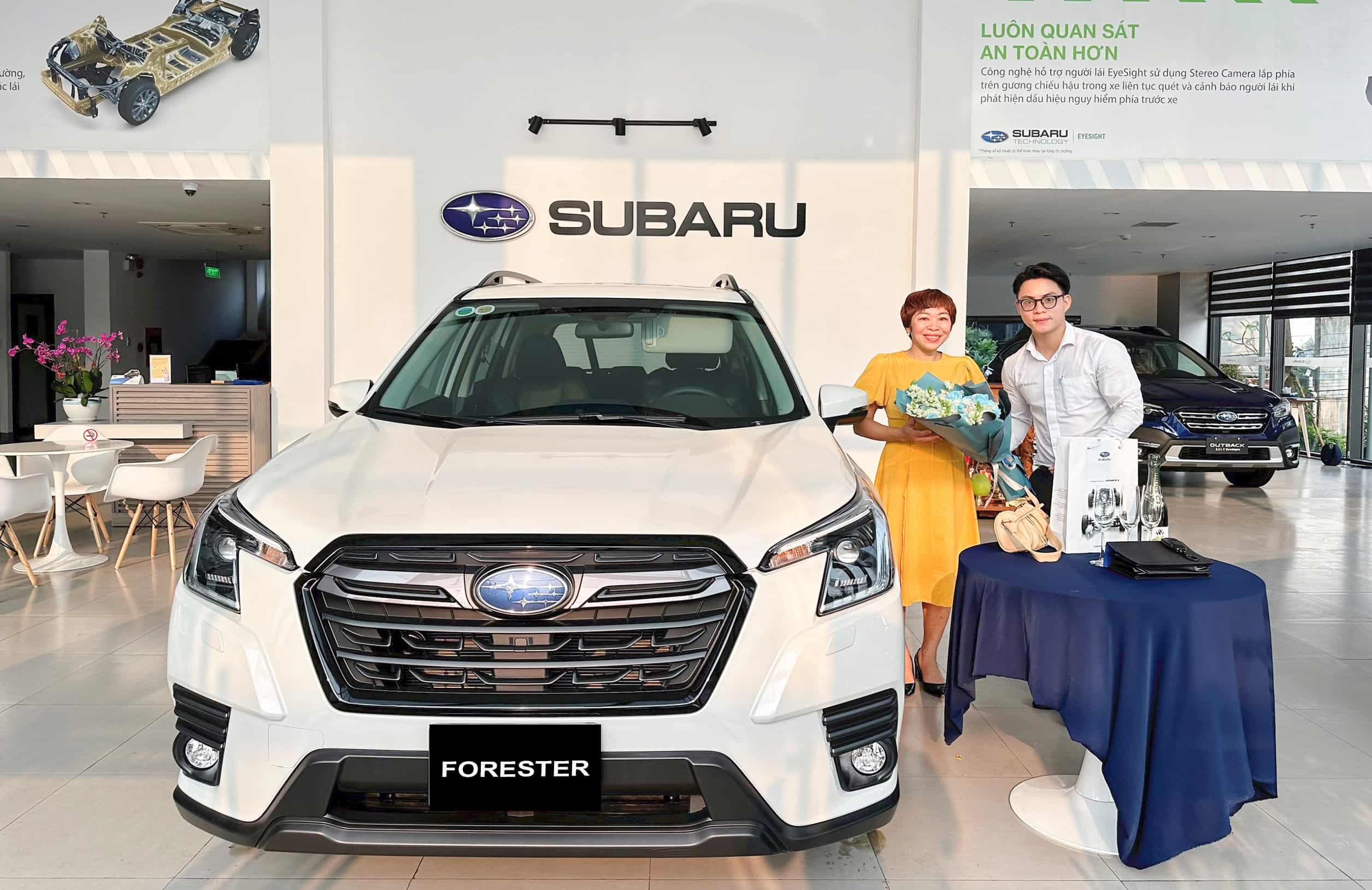 Subaru Đà Nẵng Hân Hoan Trao Tay Khách Hàng Chiếc Subaru