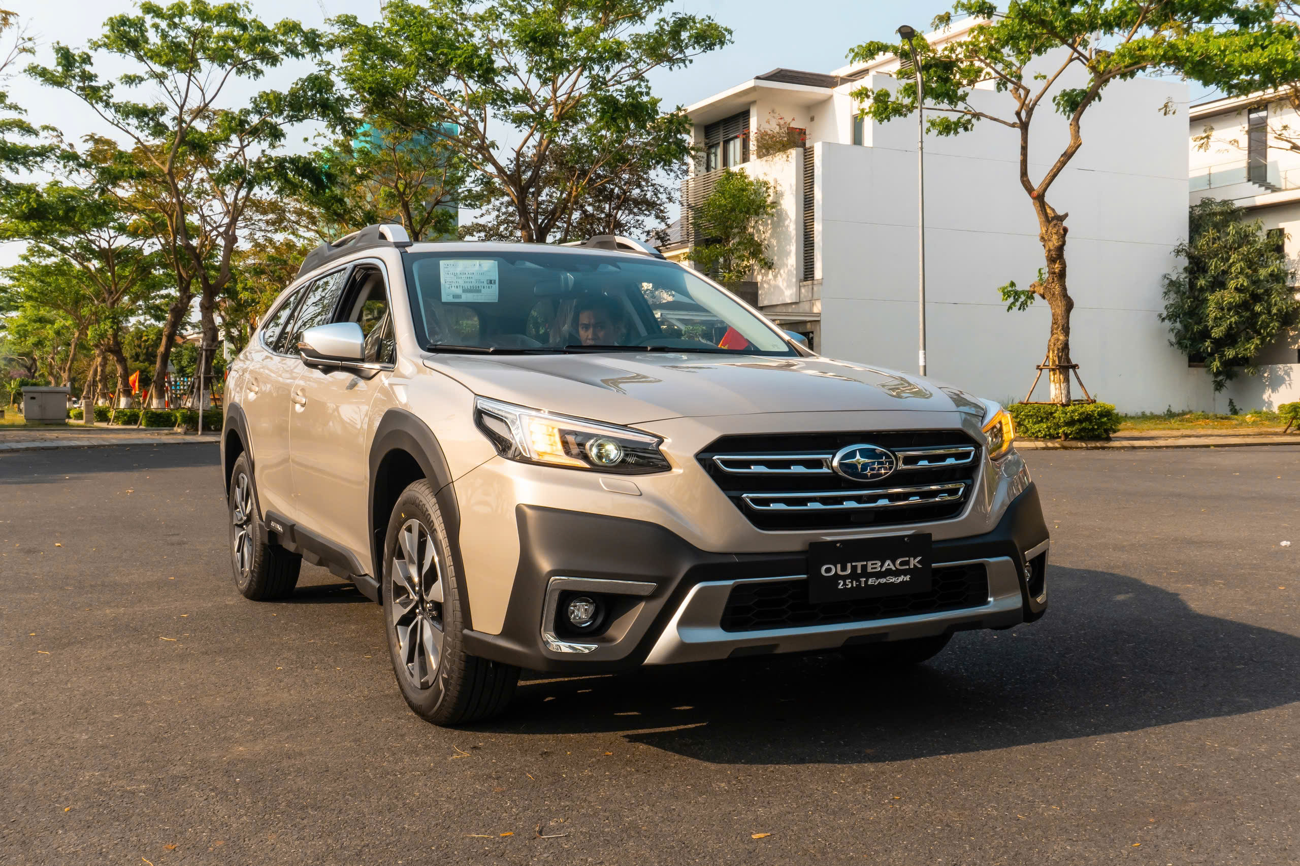 Outback 2025 – Cashmere Gold Opal: Lựa Chọn Tinh Tế Cho Người Thực Tế